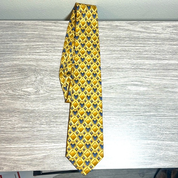 Disney | Accessories | Vintage Walt Disney World Silk Mickey Mouse Logo ...